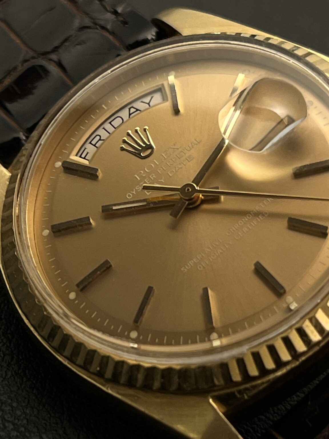 ROLEX DAY-DATE BROWN DIAL WHITE LETTER
